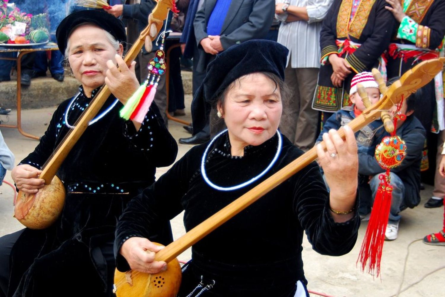 A detailed introduction about the Tay people in Vietnam