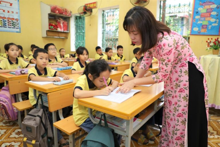 A detailed introduction about the Tay people in Vietnam